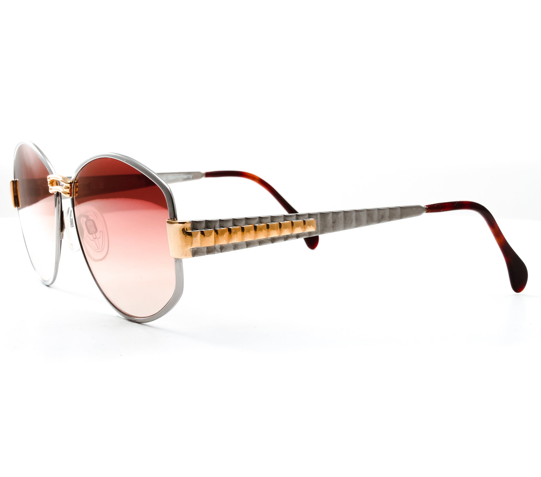 Neostyle Boutique 665348 (Light Brown Gradient Flash Red Flat Lens ...